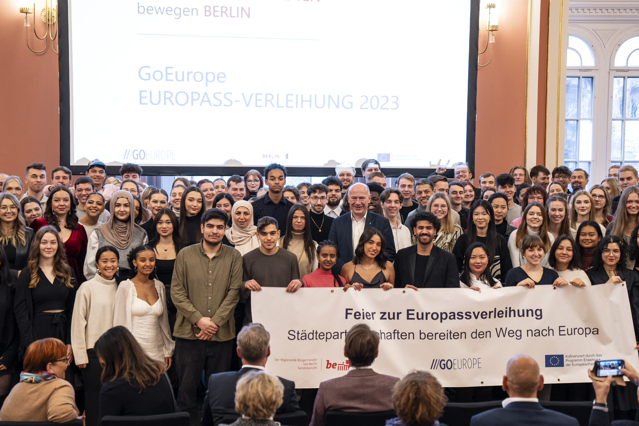 Europass-Verleihung an Lette-Schüler:innen im Roten Rathaus – Lette ...